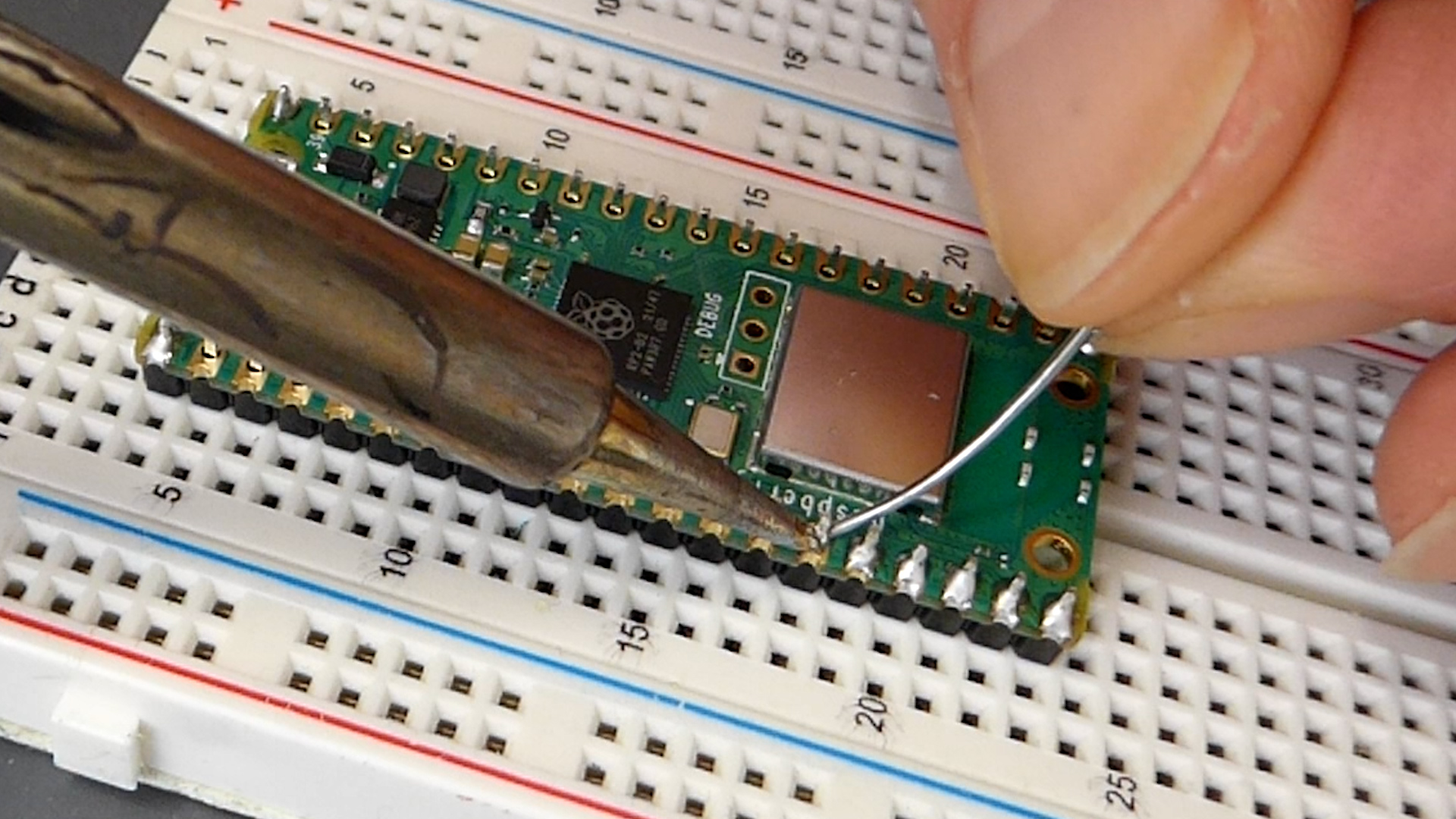 How to solder electronic circuits – build projects and fix devices ...